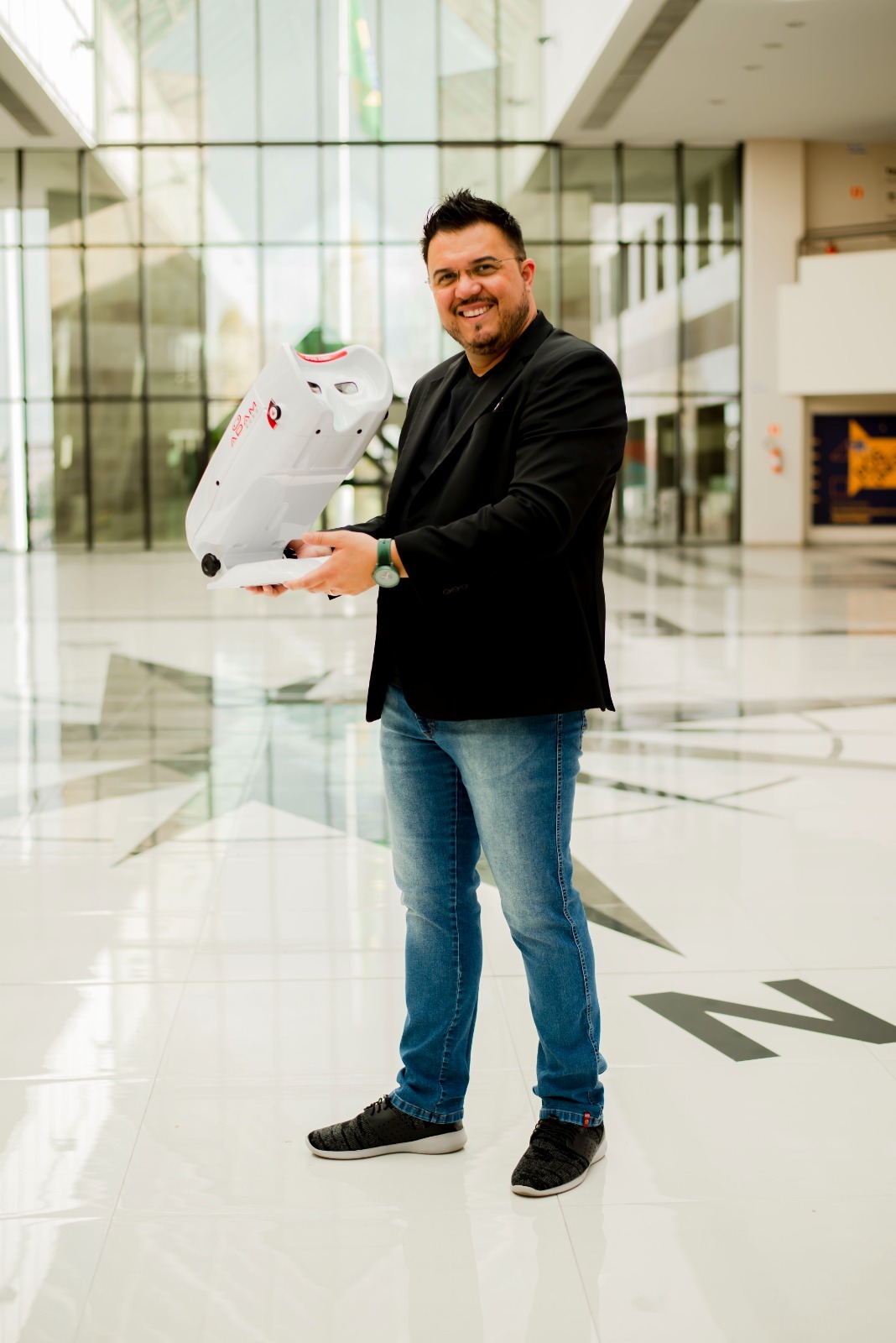 ADAM ROBO-GLOBAL FIGHT AGAINST BLINDNESS – Innovations of the World