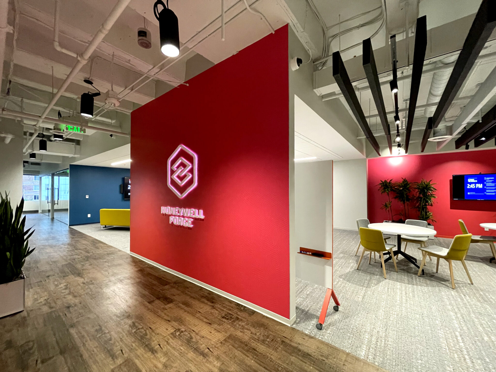 HONEYWELL-SOFTWARE THAT POWERS BETTER DECISIONS INNOVATION IS HONEYWELL ...