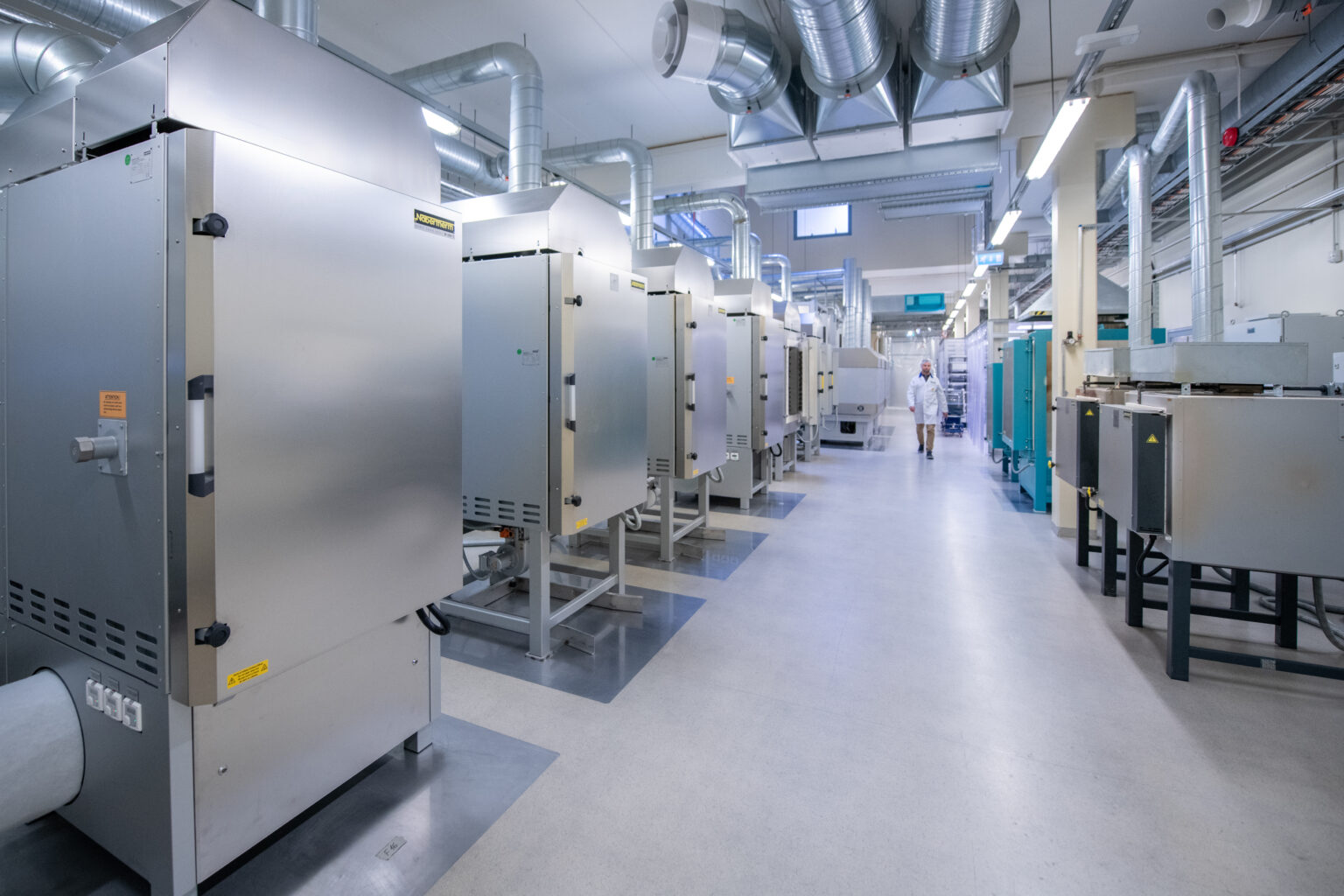 ELCOGEN – HIGHLY EFFICIENT SOLID OXIDE CELLS AND STACKS FOR FUEL CELL ...